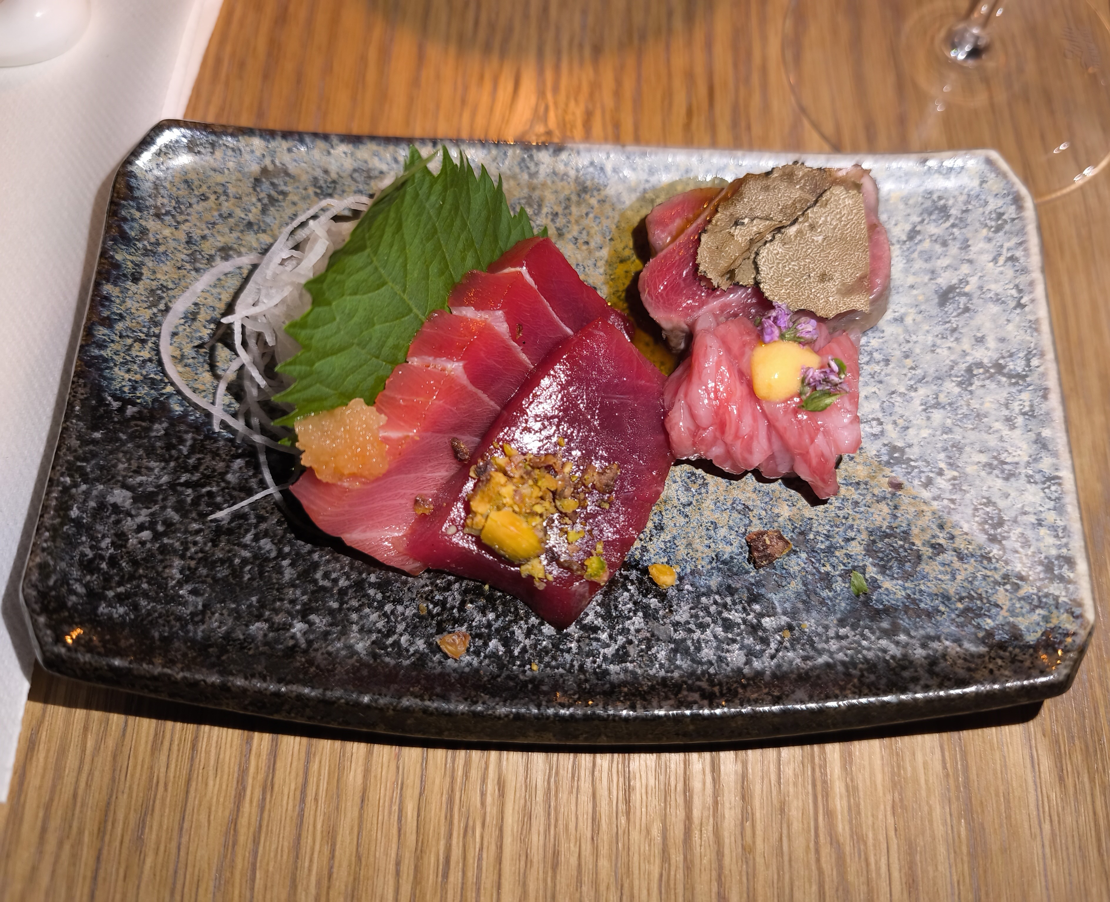 Tuna Fight Club: Chaos, Luxury, and a 266-Kilo Bluefin Beast – Tasty ...